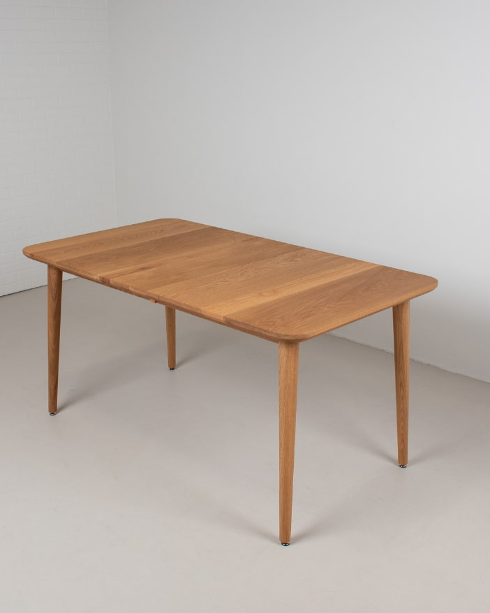 Oak Dining Tables | Custom Solid Oak Tables | Loewen Design Studios